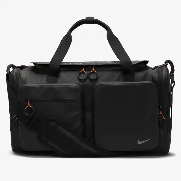 Nike STORM-FIT ブラック ボストンバッグ Nike Pro Storm-FIT ADV Duffle Bag Black / Reflect Silver (38L